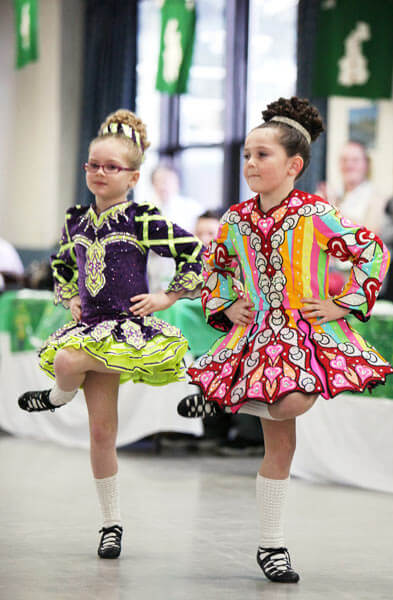 Fitzpatrick Academy of Irish Dance paints Whitestone green – QNS.com