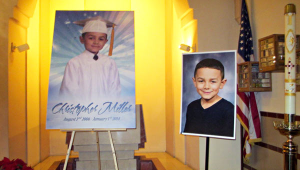 Boy’s funeral draws crowd of thousands – QNS.com