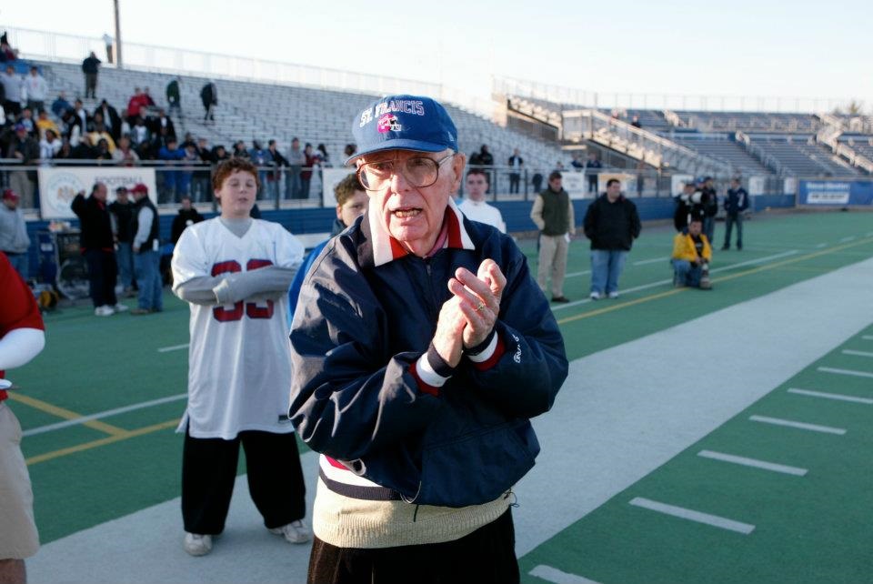 Beloved St. Francis Prep football coach Vince O’Connor dead at 85 – QNS.com
