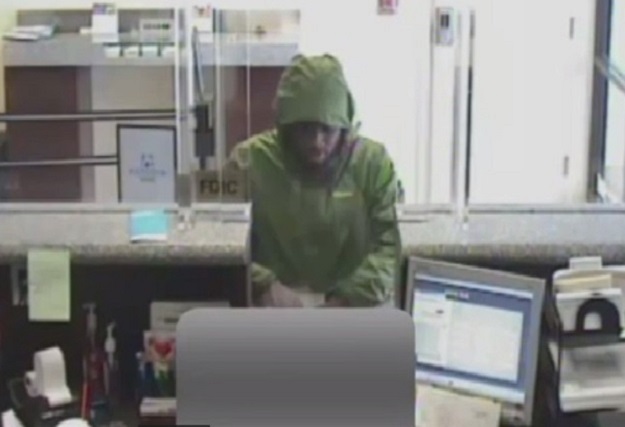 Federal charges for alleged Ridgewood, Middle Village bank robber – QNS