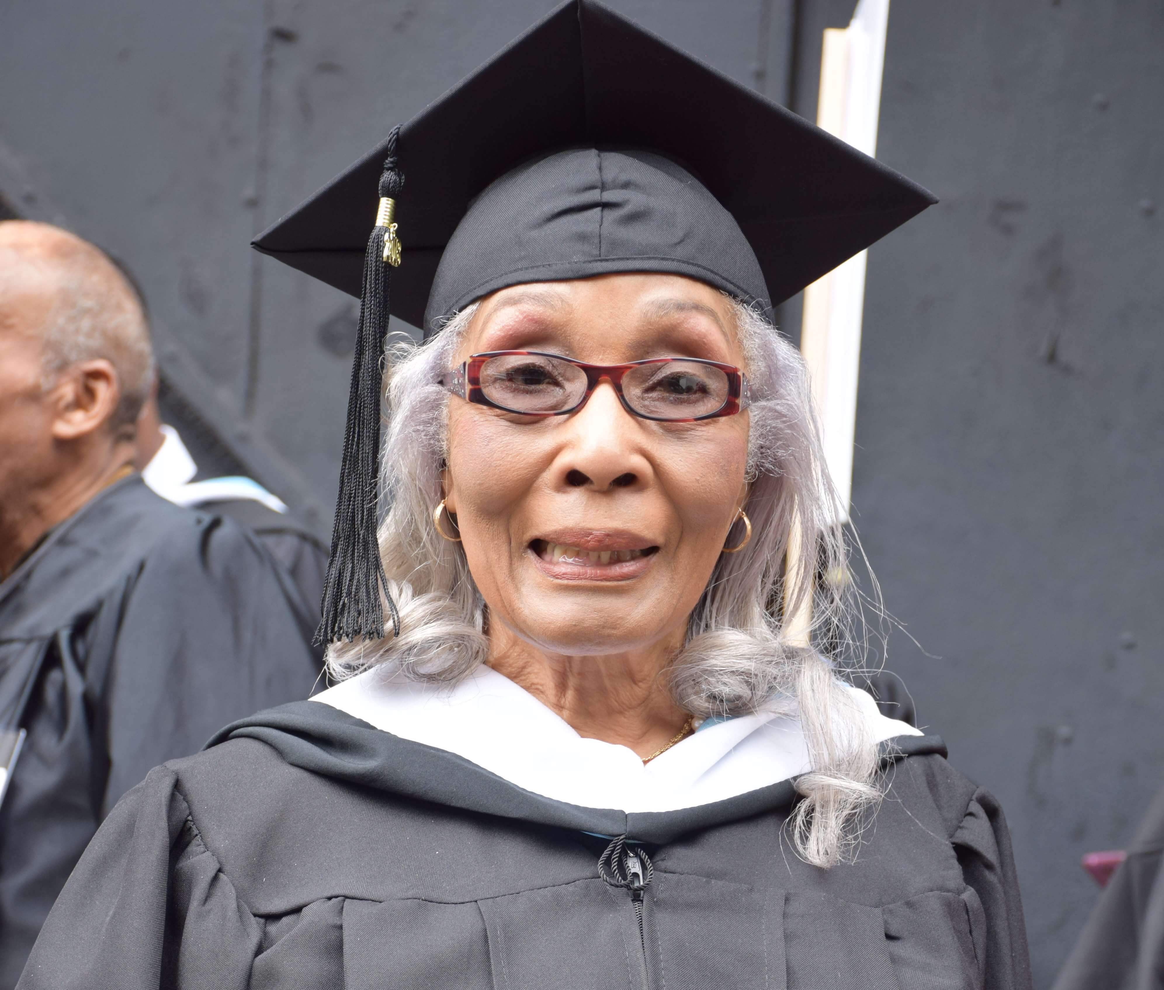 Older College Graduates America's Youngest Teacher Is A 16 Year Old