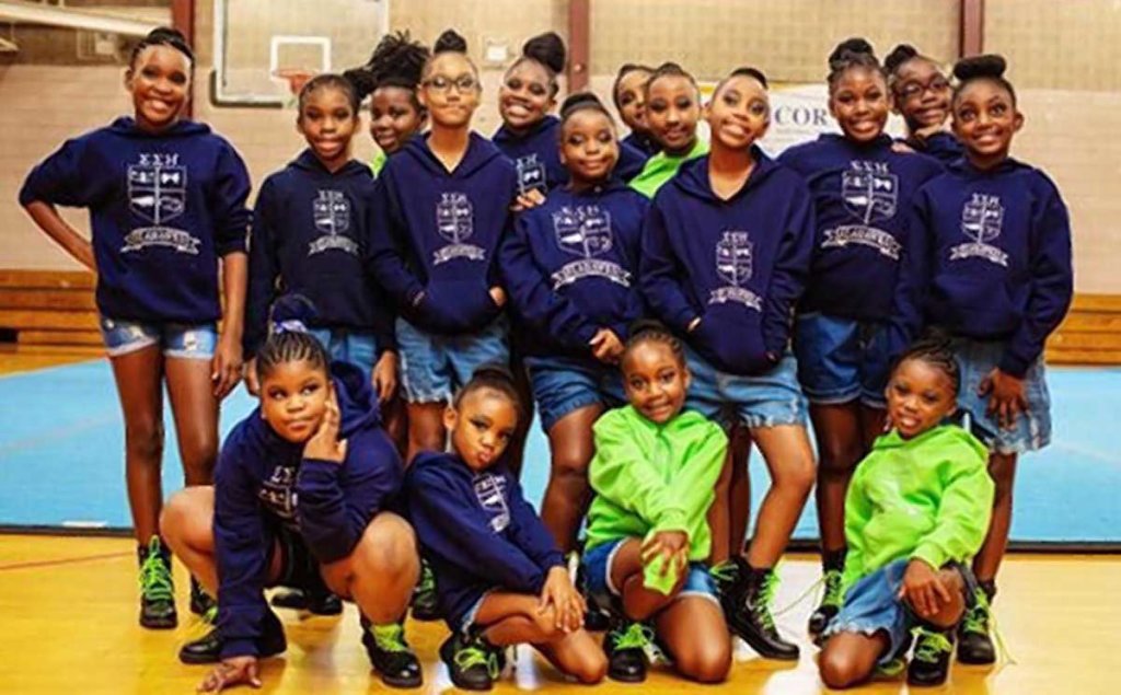 Southside Seahawks cheerleading squad makes it to the national stage ...