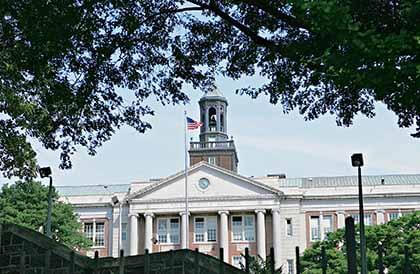 Appeals court stops closure of three Queens high schools – QNS