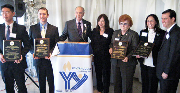 Samuel Field Y honors area leaders at breakfast – QNS