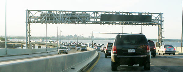 throgs neck bridge closed