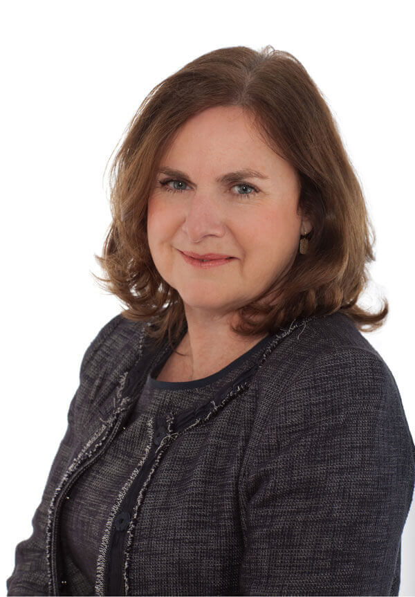 LaGuardia Community College leader Gail Mellow announces her departure ...