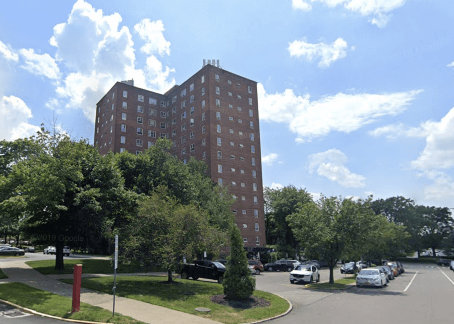 Pop-up on COVID-19 and rent relief resources comes to Fresh Meadows ...