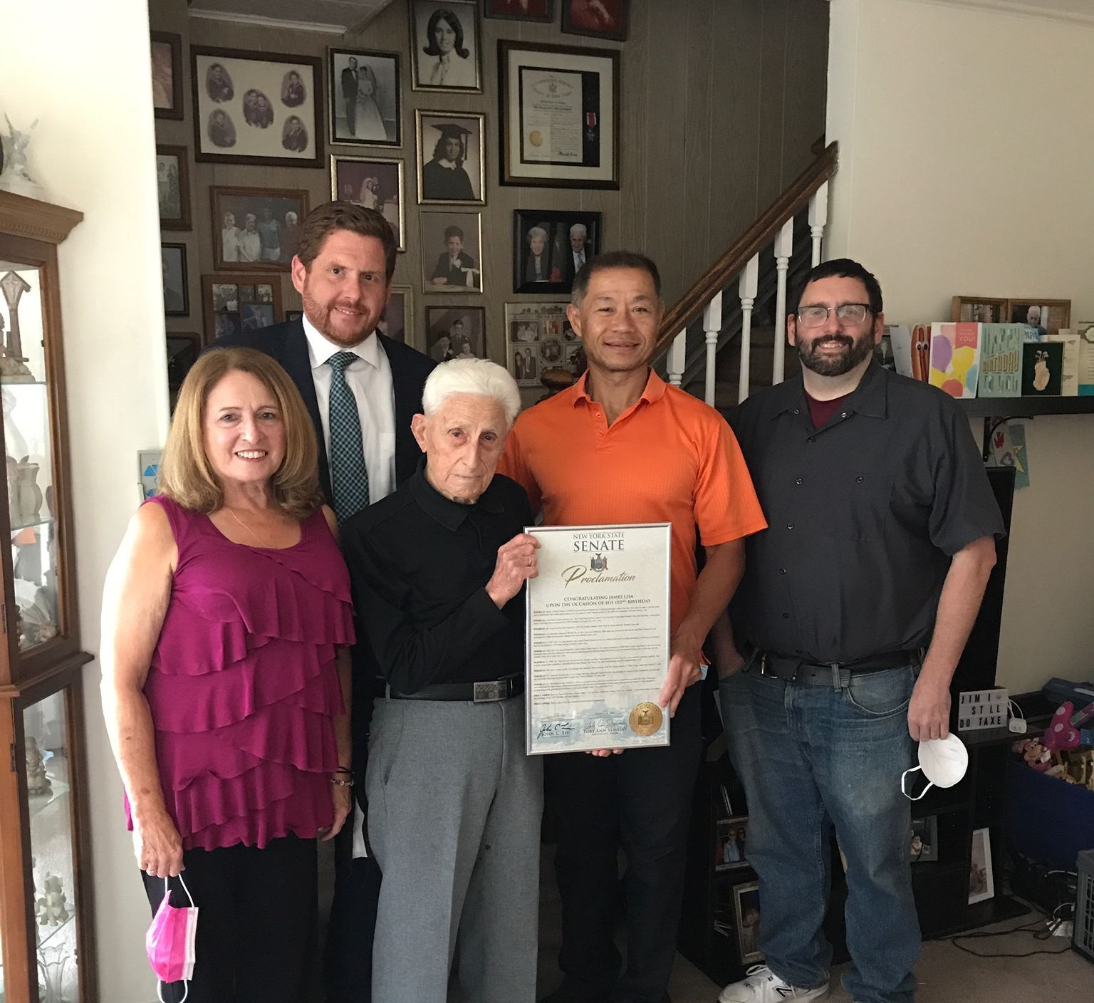 Lawmakers issue Senate proclamation to 102-year-old World War II ...