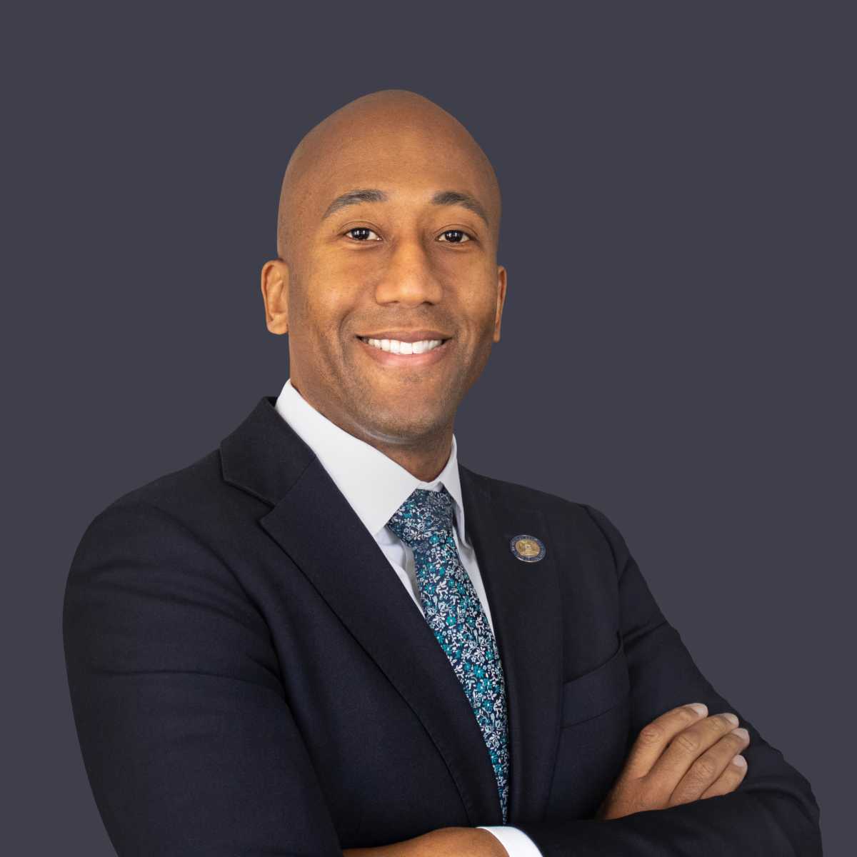Assemblyman Clyde Vanel launches campaign for state attorney general – QNS