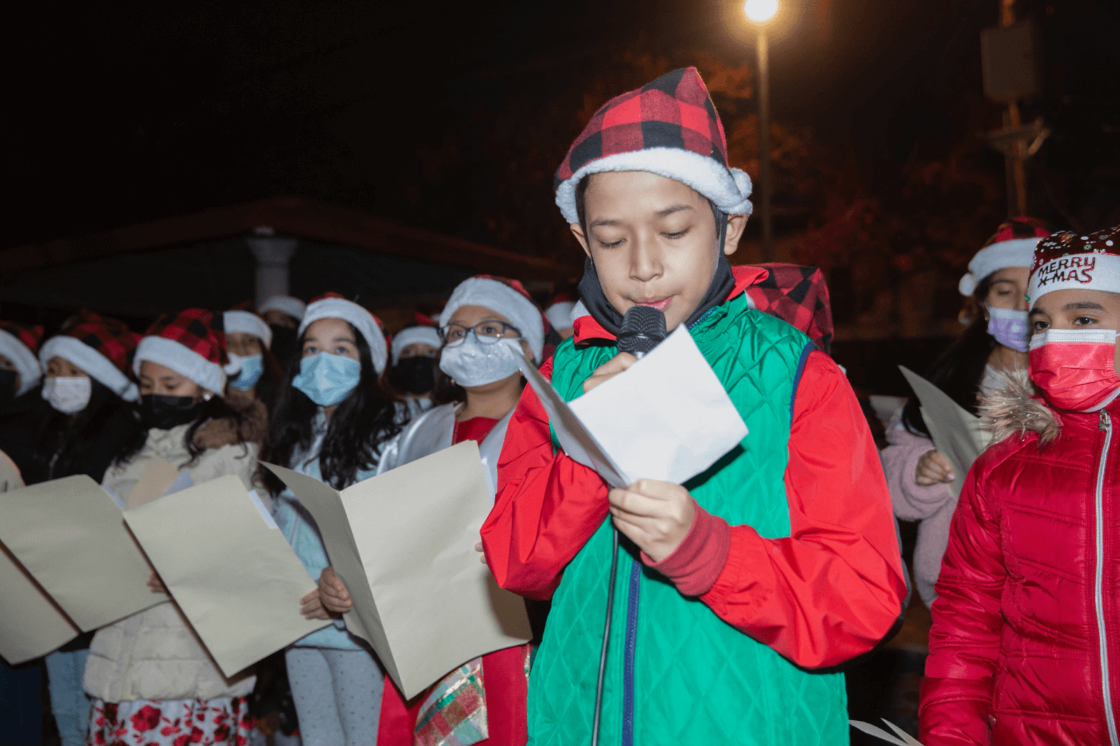Corona students celebrated during annual tree lighting
