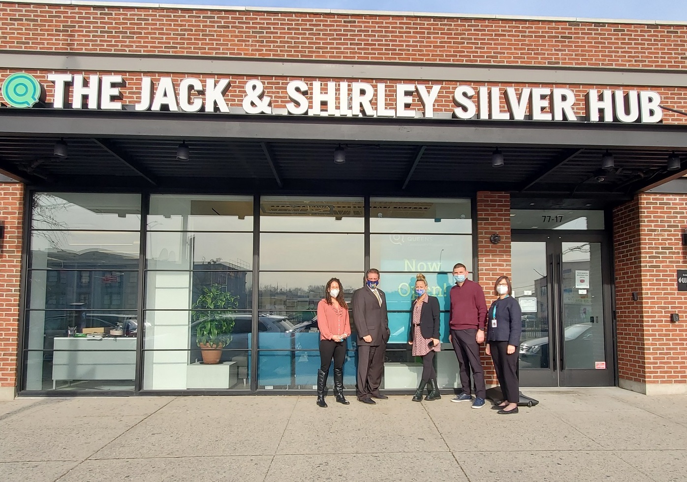 Queens senator tours employment hub in Elmhurst – QNS.com