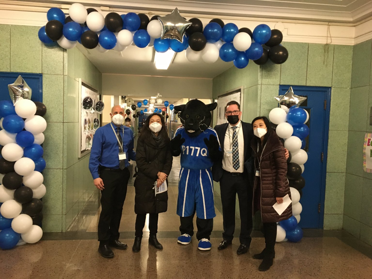 P177Q school community in Flushing celebrates opening of new library ...