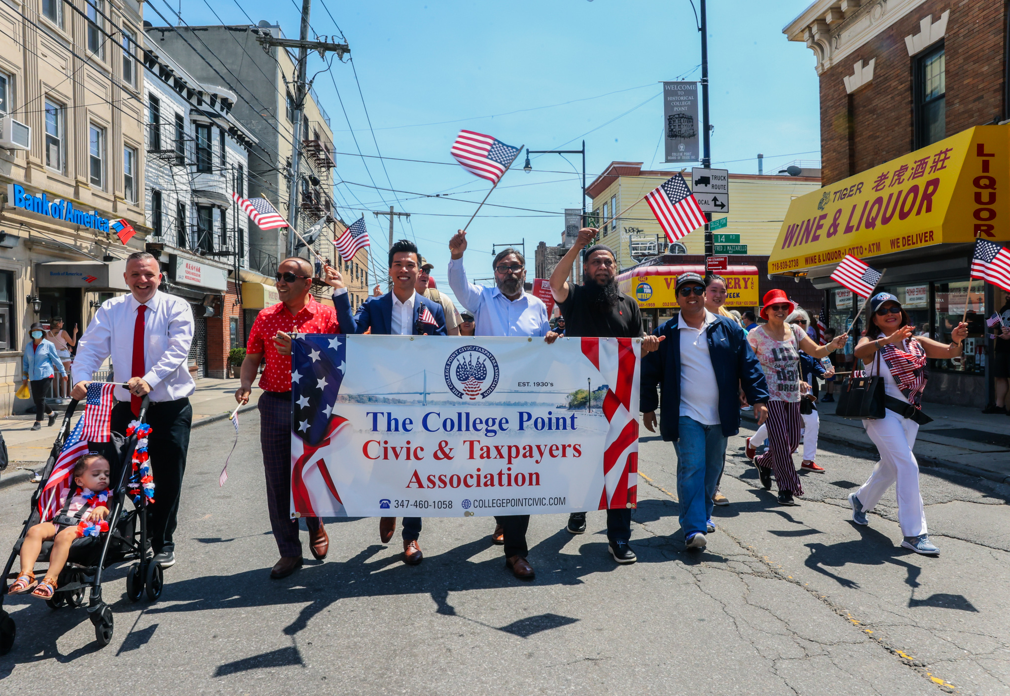 College Point residents honor fallen heroes at Memorial Day parade ...