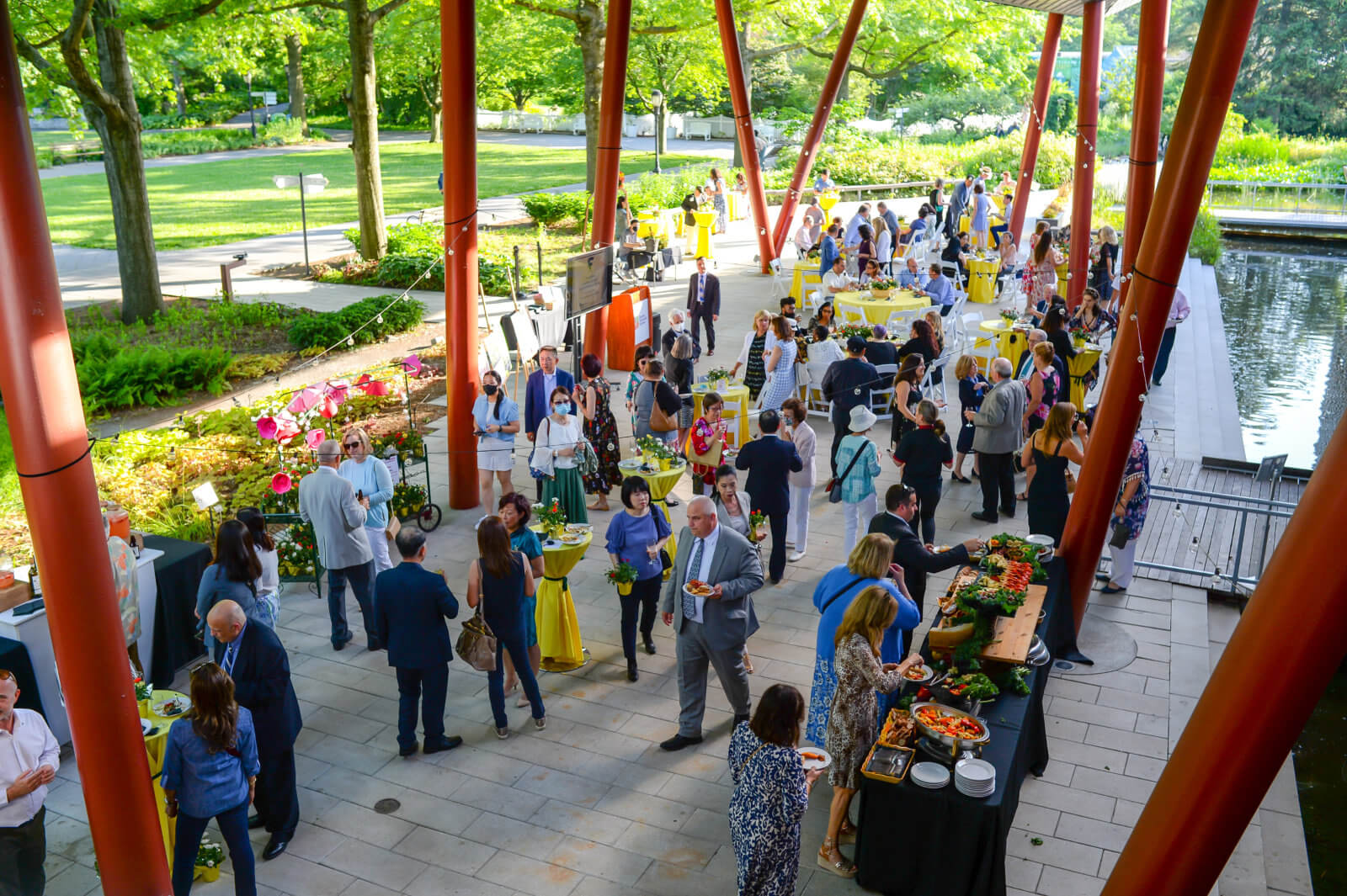Queens Botanical Garden’s Rambling Rose Gala raises $150k, honors two ...