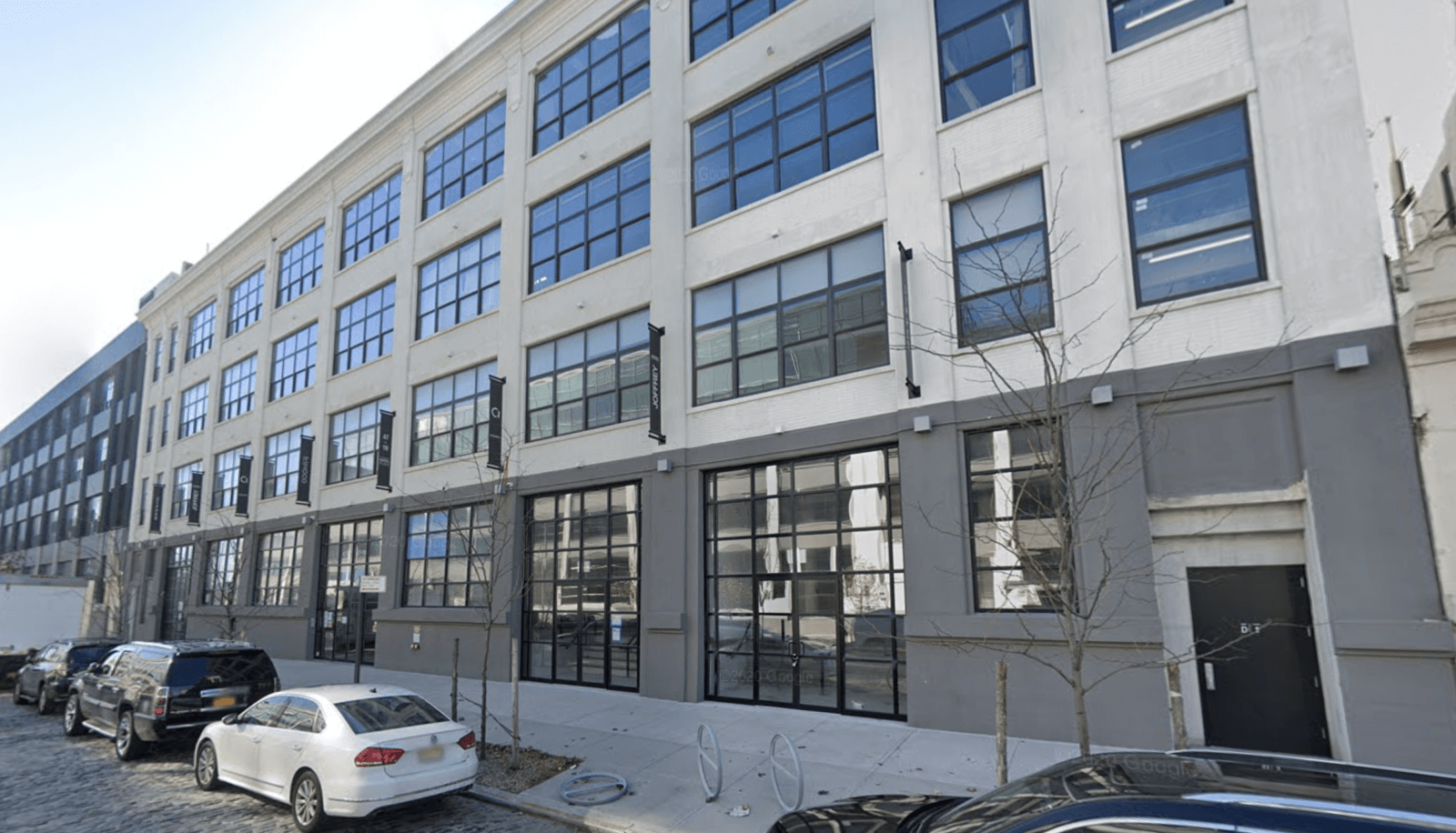 Long Island City Zipper Building up for sale – QNS.com