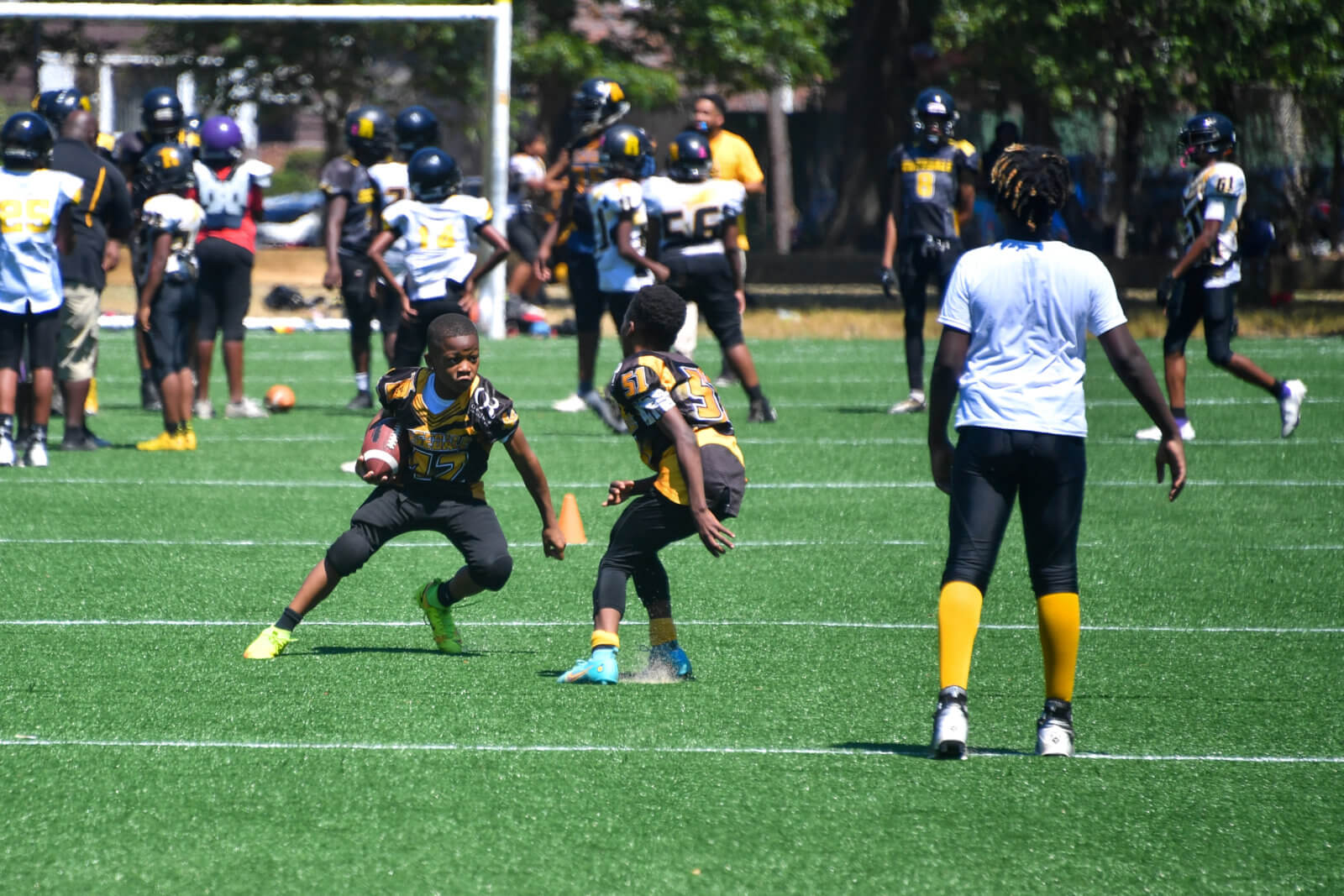 NYC Parks completes Brookville Park’s new turf field ahead of schedule ...