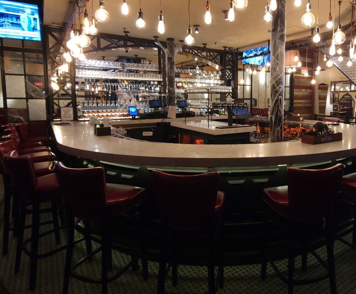 The Astor makes its debut on Ditmars Boulevard in Astoria – QNS.com