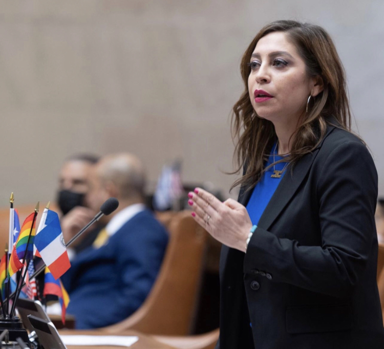 González-Rojas picks up high-profile endorsements after officially ...