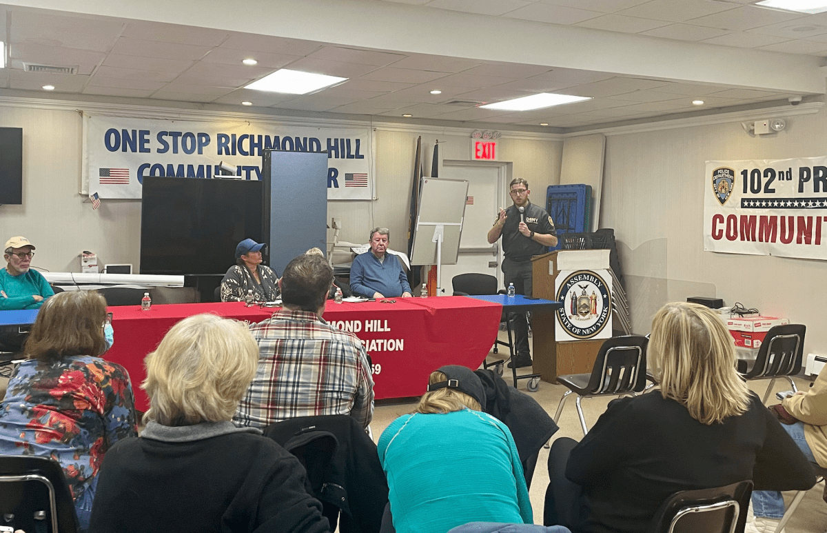 Residents express concerns regarding city’s new trash pickup rules ... Residents express concerns regarding city’s new trash pickup rules ...