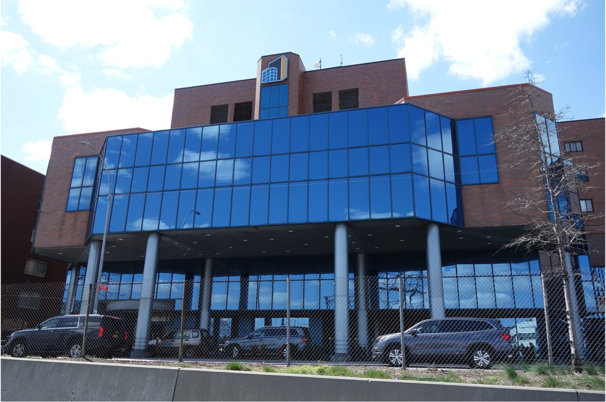 Strike averted at Jamaica, Flushing Hospitals as resident doctors reach tentative contract ...