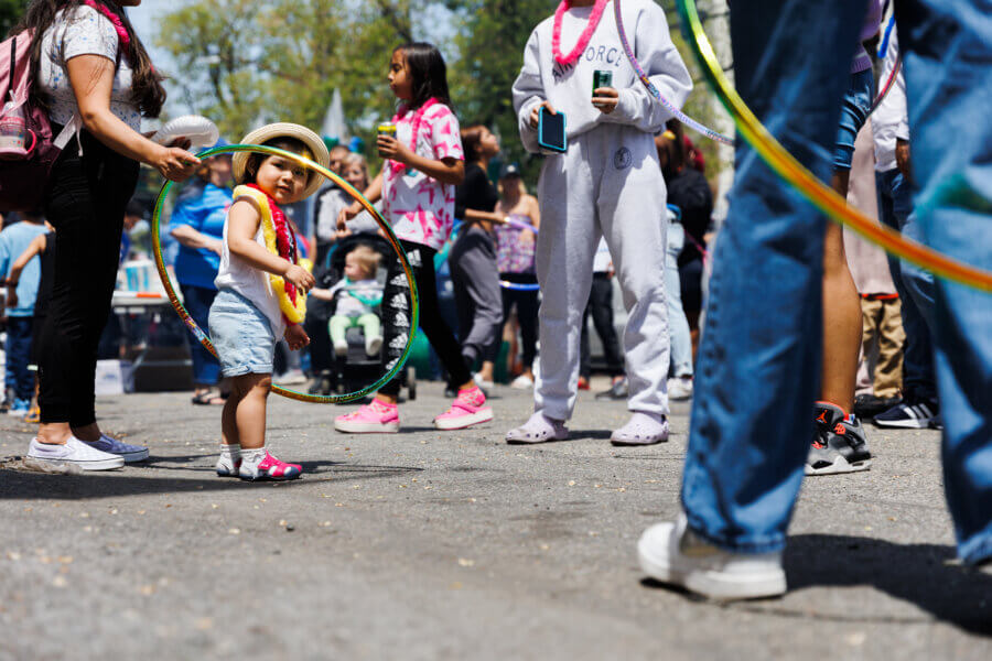 ‘Our way of giving back’: NYPD’s 102nd Precinct hosts block party in ...