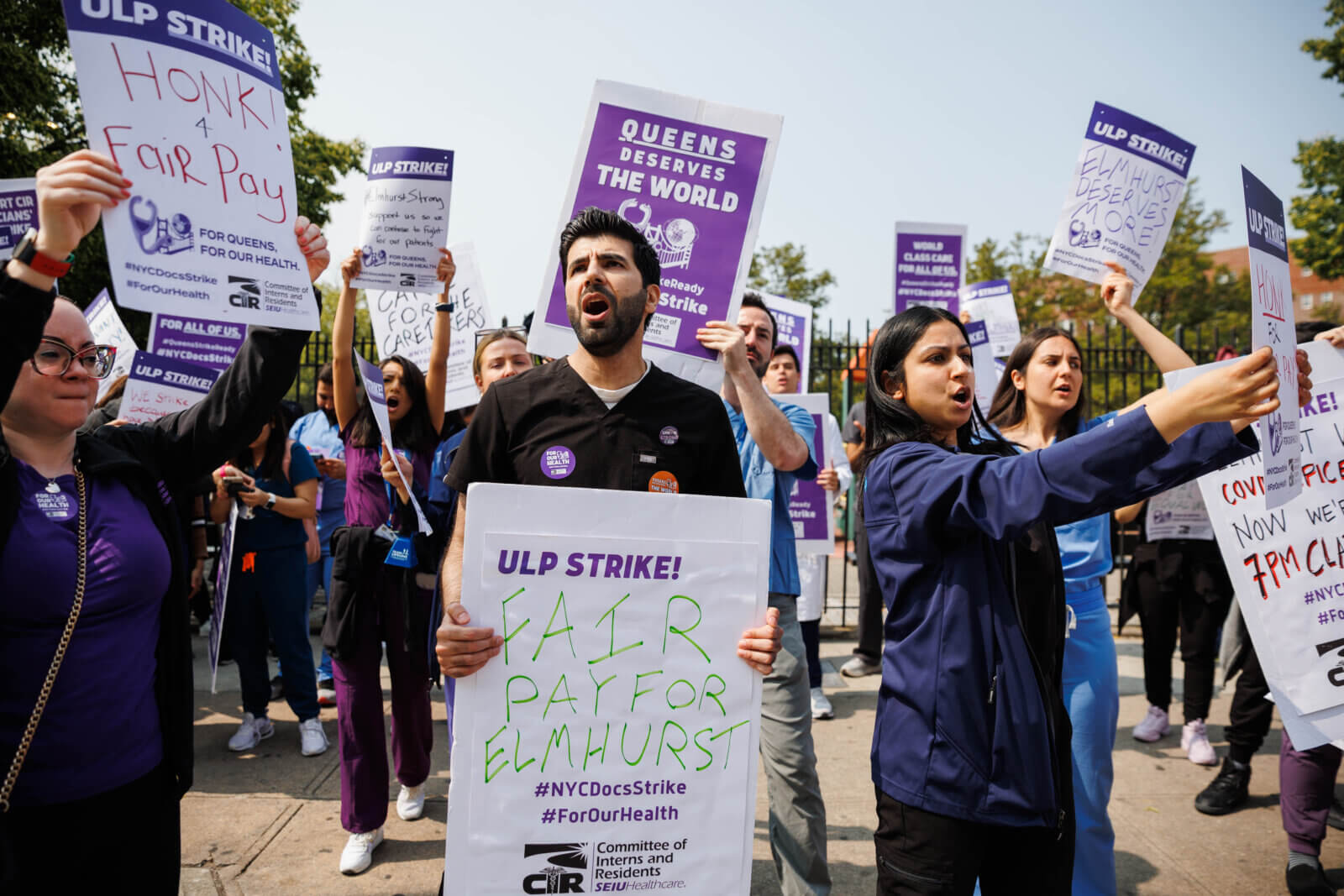 Elmhurst Hospital residents reach tentative agreement ending historic three-day strike – QNS