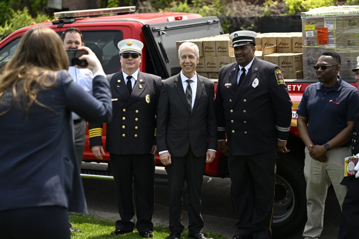 FDNY Foundation, Kidde team up for smoke alarm distribution event at ...