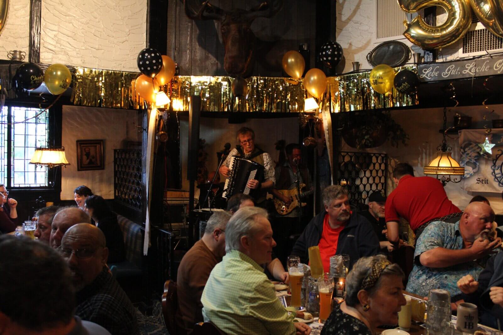 Glendale’s longtime German restaurant, bar Zum Stammtisch celebrates ...