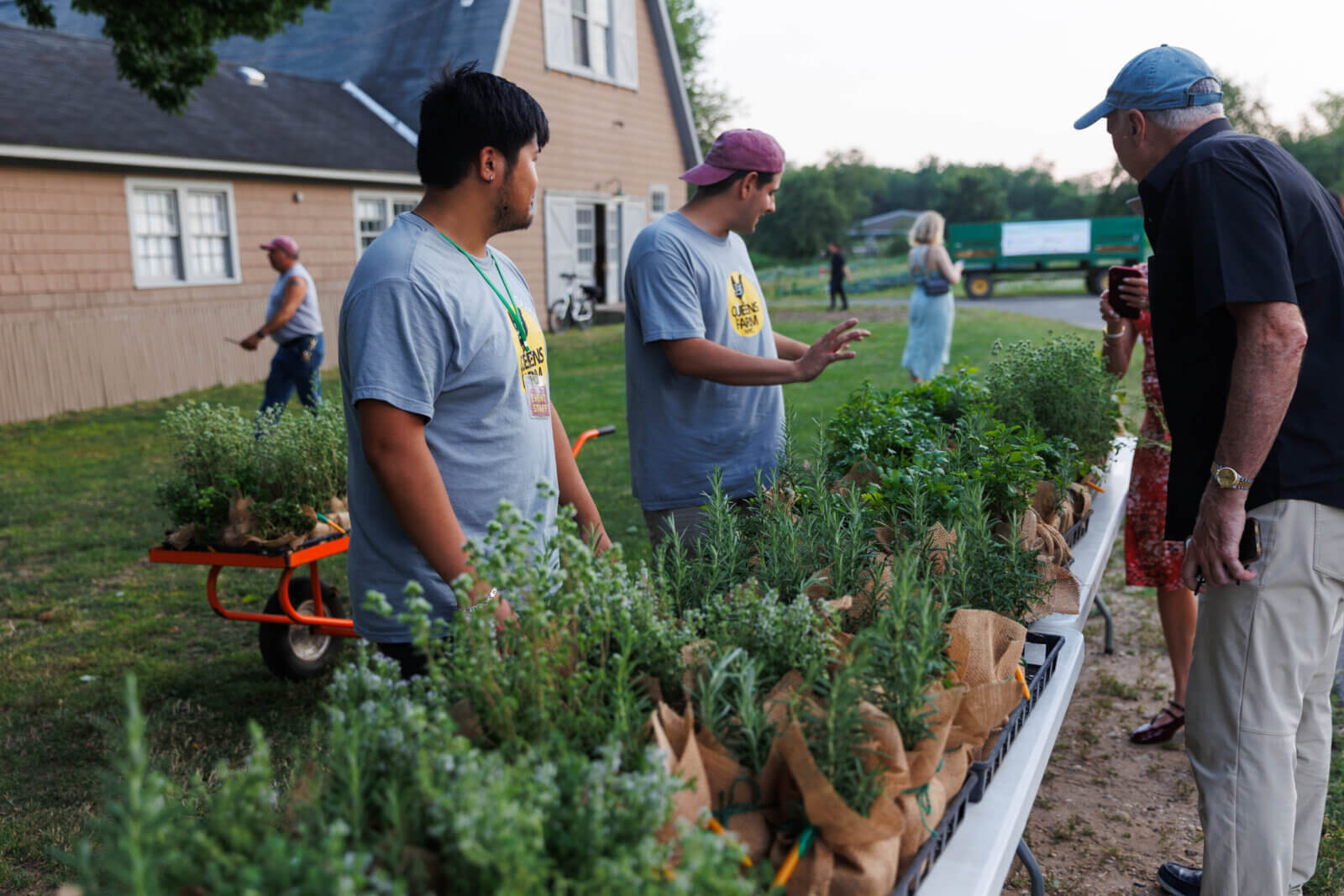 Borough leaders show support at annual benefit for historic Queens ...