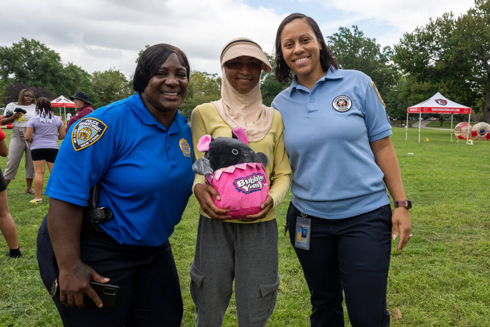 NYPD Community Affairs Bureau brings family fun to St. Albans – QNS