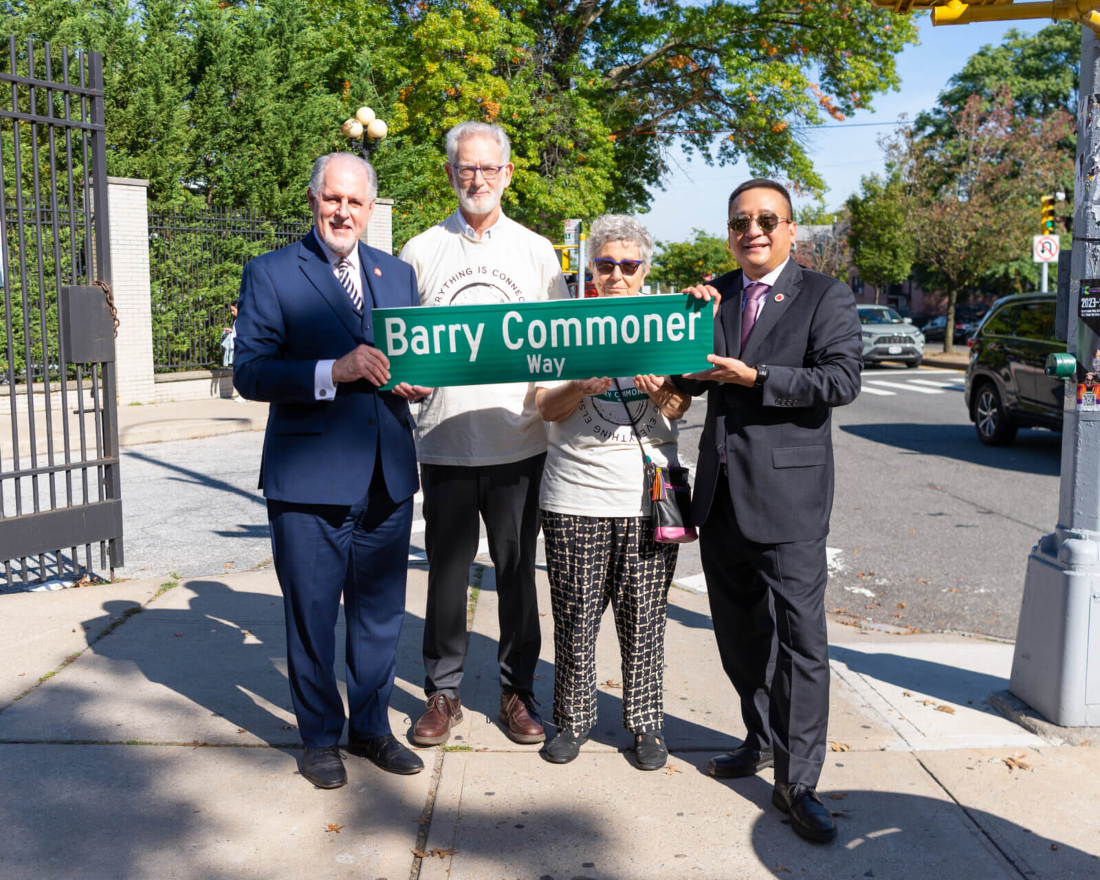 Queens College, local pols celebrate the late Barry Commoner’s legacy ...