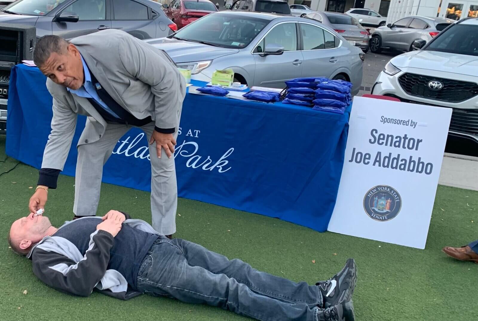 Senator Addabbo sponsors life-saving Naloxone training session in ...