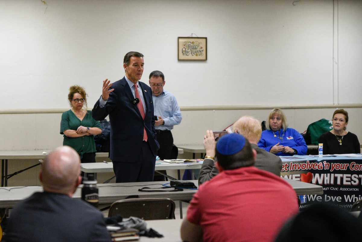 Suozzi discusses immigration at Whitestone civic meeting ahead of ...