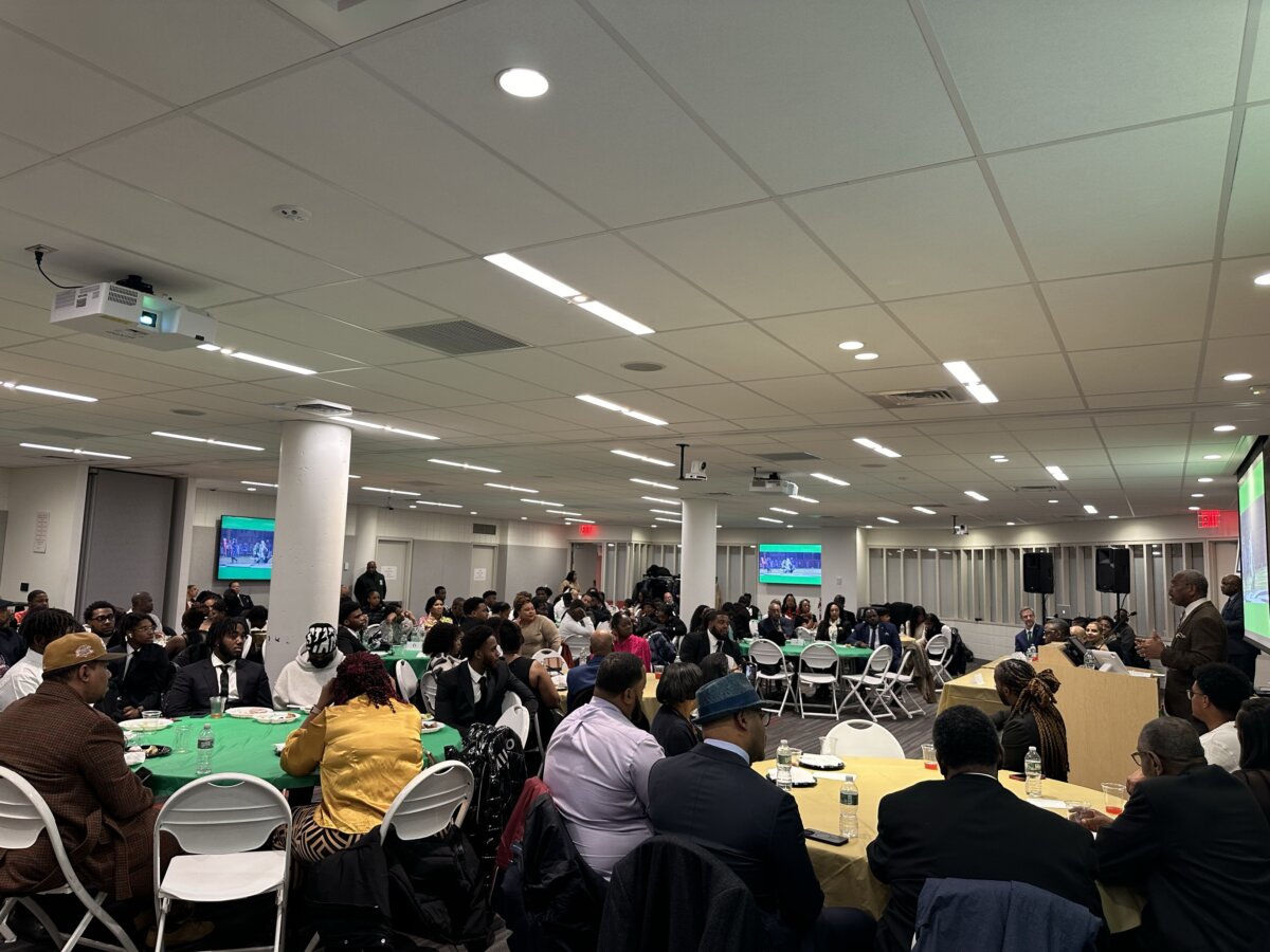 U.S. Rep. Gregory Meeks hosts ceremony honoring Springfield Gardens ...