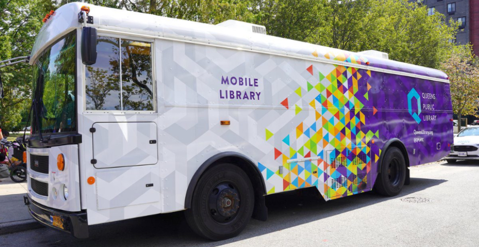 Queens Public Library rolls out Laurelton Bookmobile Service Saturday – QNS