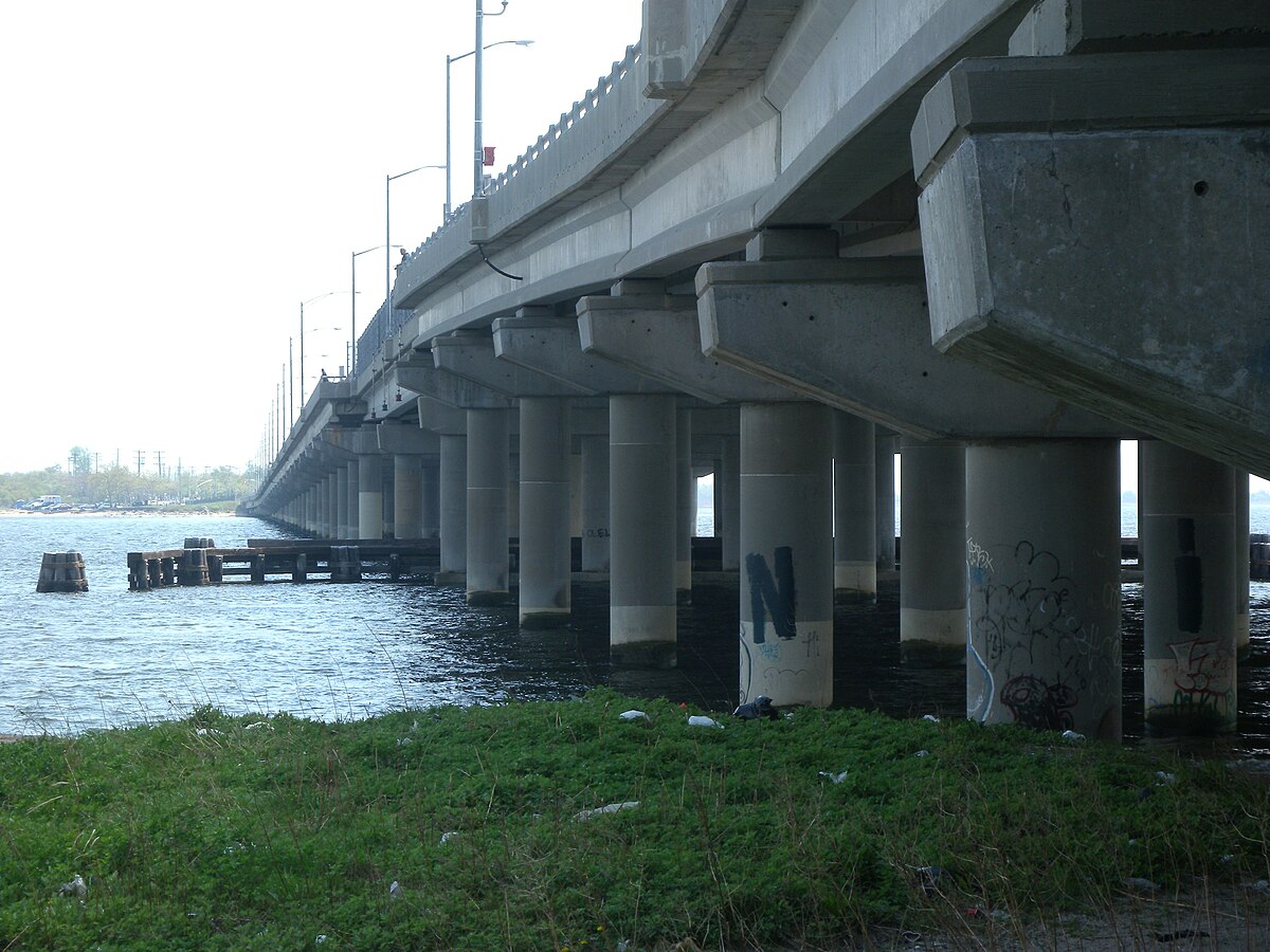 Headless body found floating in Jamaica Bay on Friday identified as 46 ...