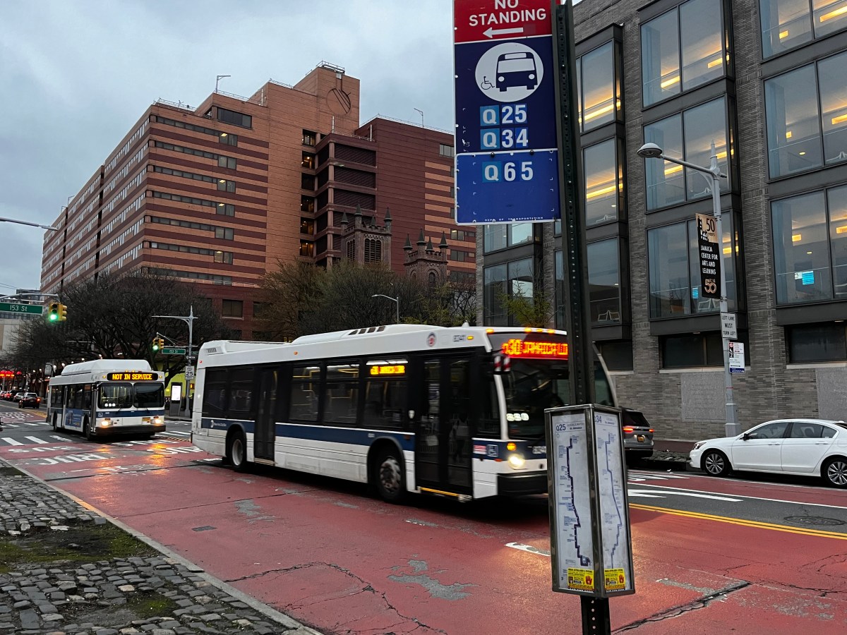 MTA wraps up Queens bus redesign hearings with focus on community ...