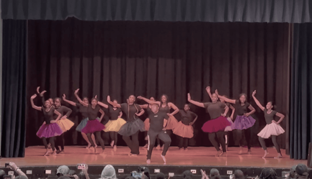 Queens youth enjoy PAL’s Lights On Afterschool event with activities ...