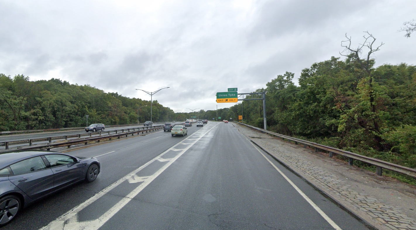 Dead body found near Union Turnpike exit on Clearview Expressway ...