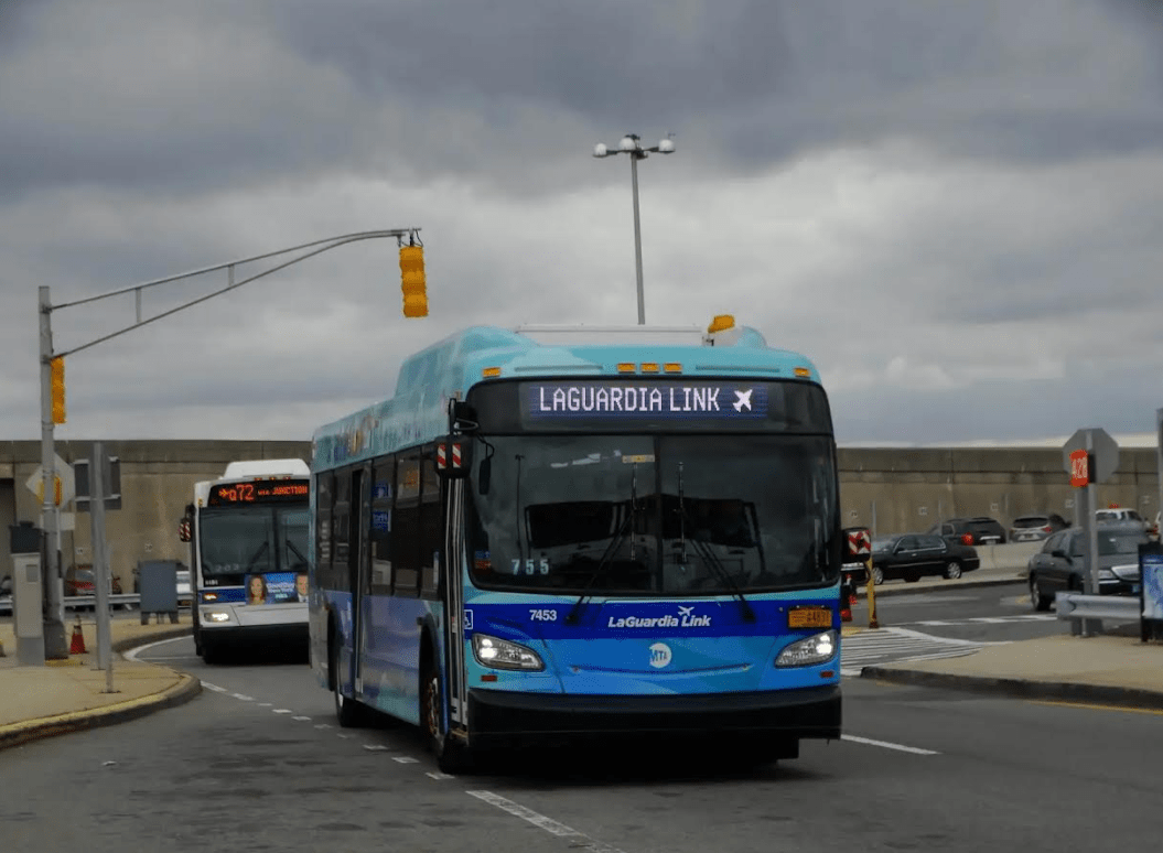 Hochul announces $160M in upgrades to Q70 LaGuardia Link bus line – QNS