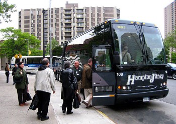 Hampton Jitney expected to include Long Island City stop – QNS