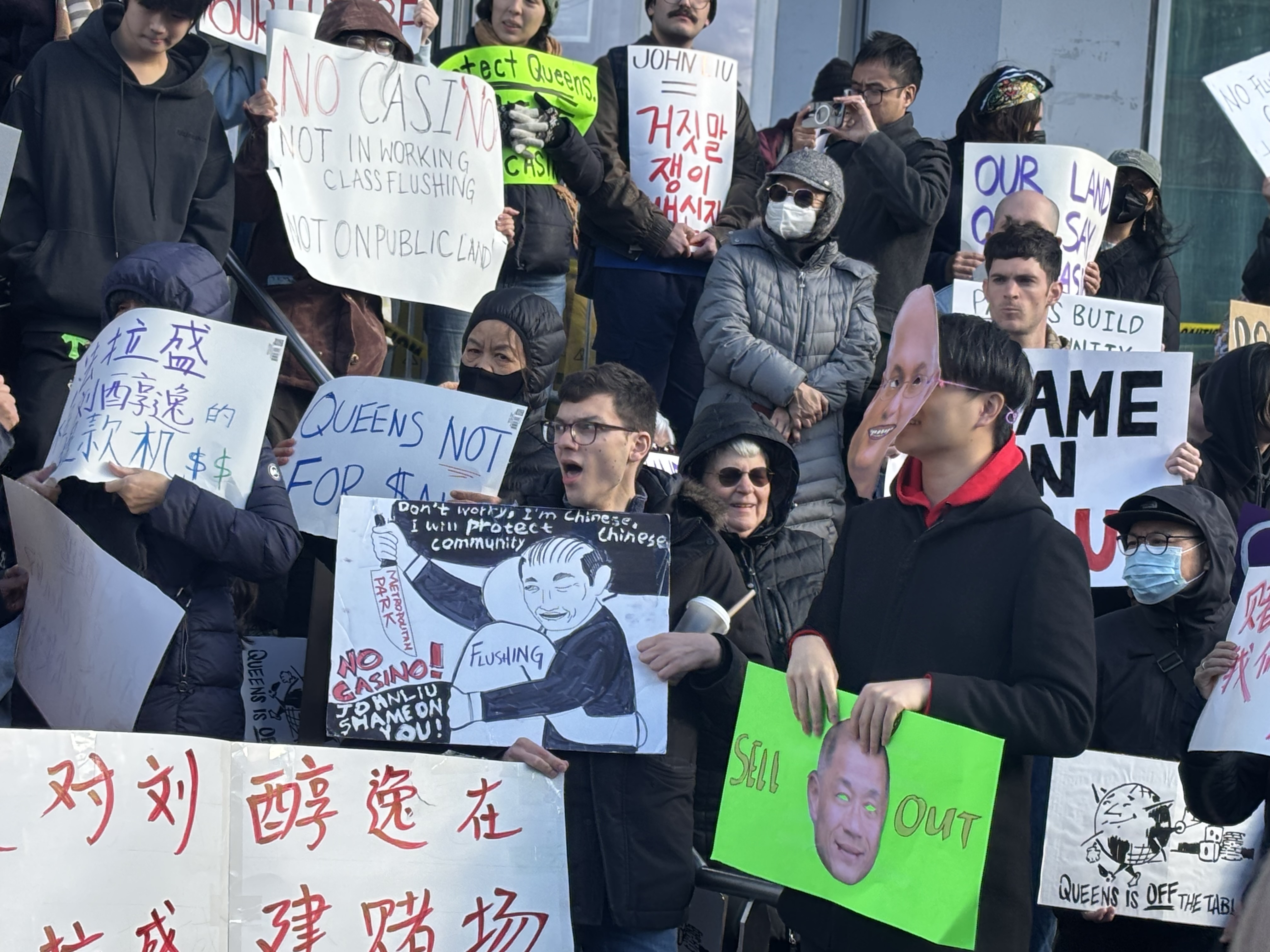 Anti-casino rally in Flushing draws hundreds in protest of casino ...