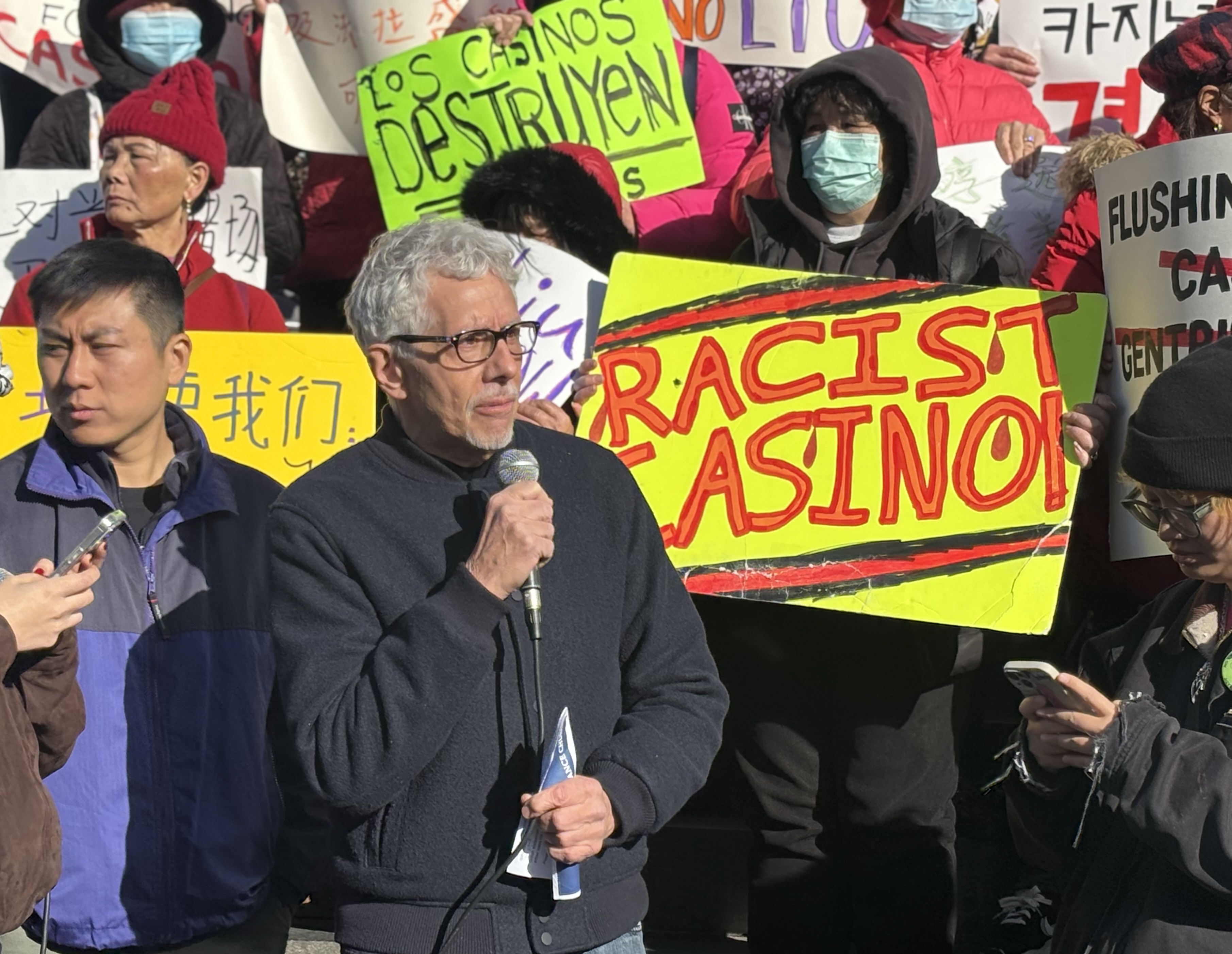 Anti-casino rally in Flushing draws hundreds in protest of casino ...